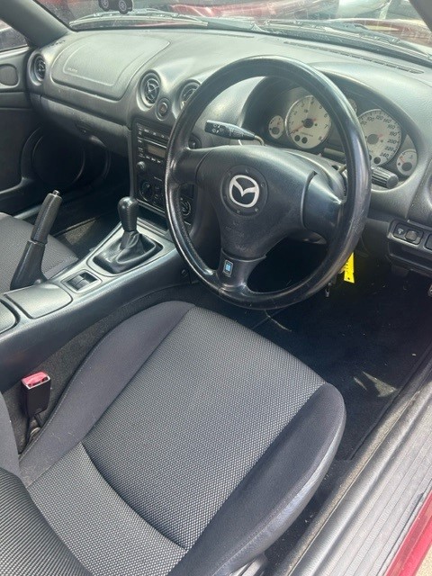 Simone 2158 2003 Mazda MX-5 NB8C 2003 : MX-5 Club of NSW