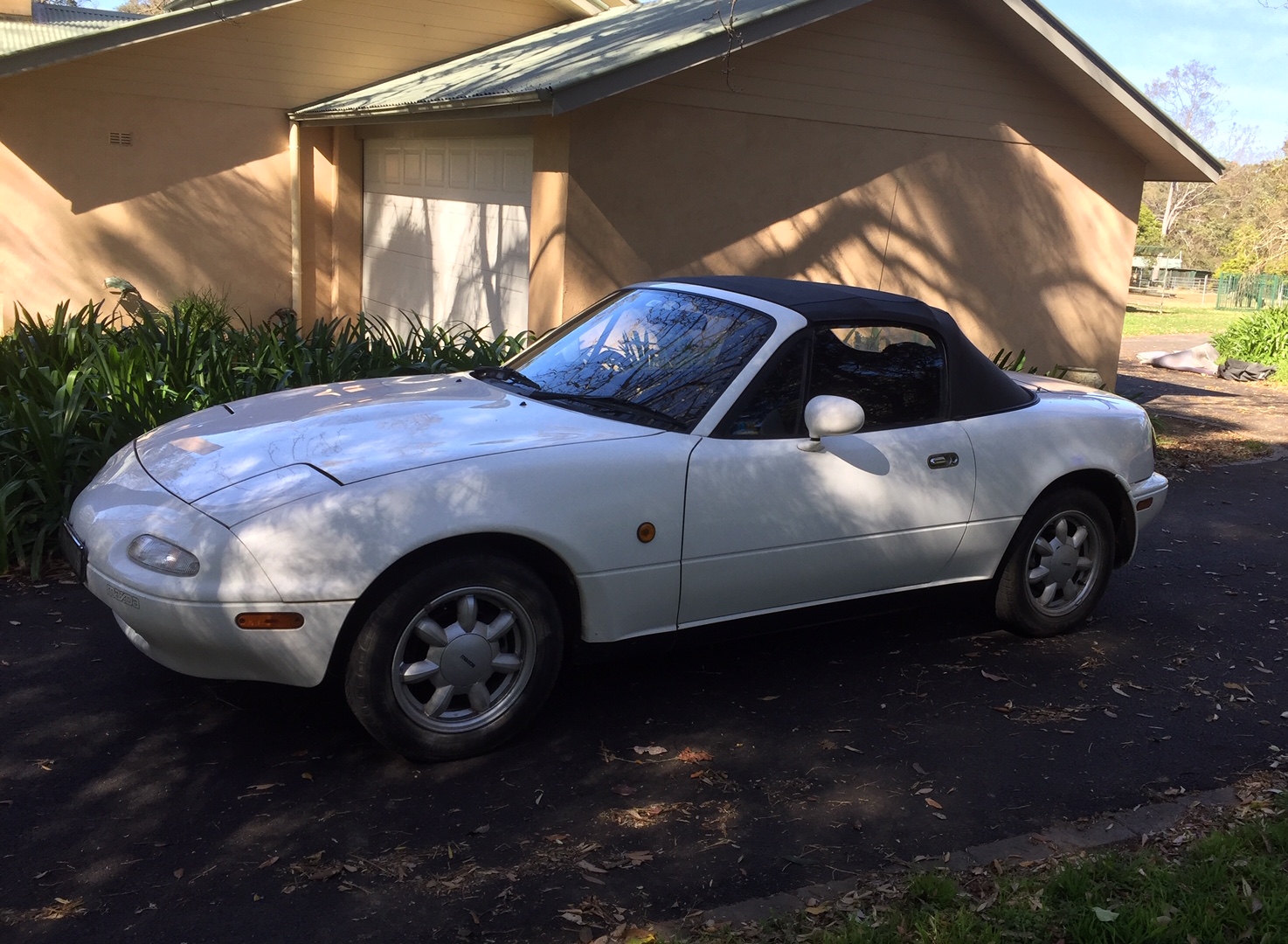 Susanne 2159 1990 Mazda MX-5 NA6 1990 : MX-5 Club of NSW