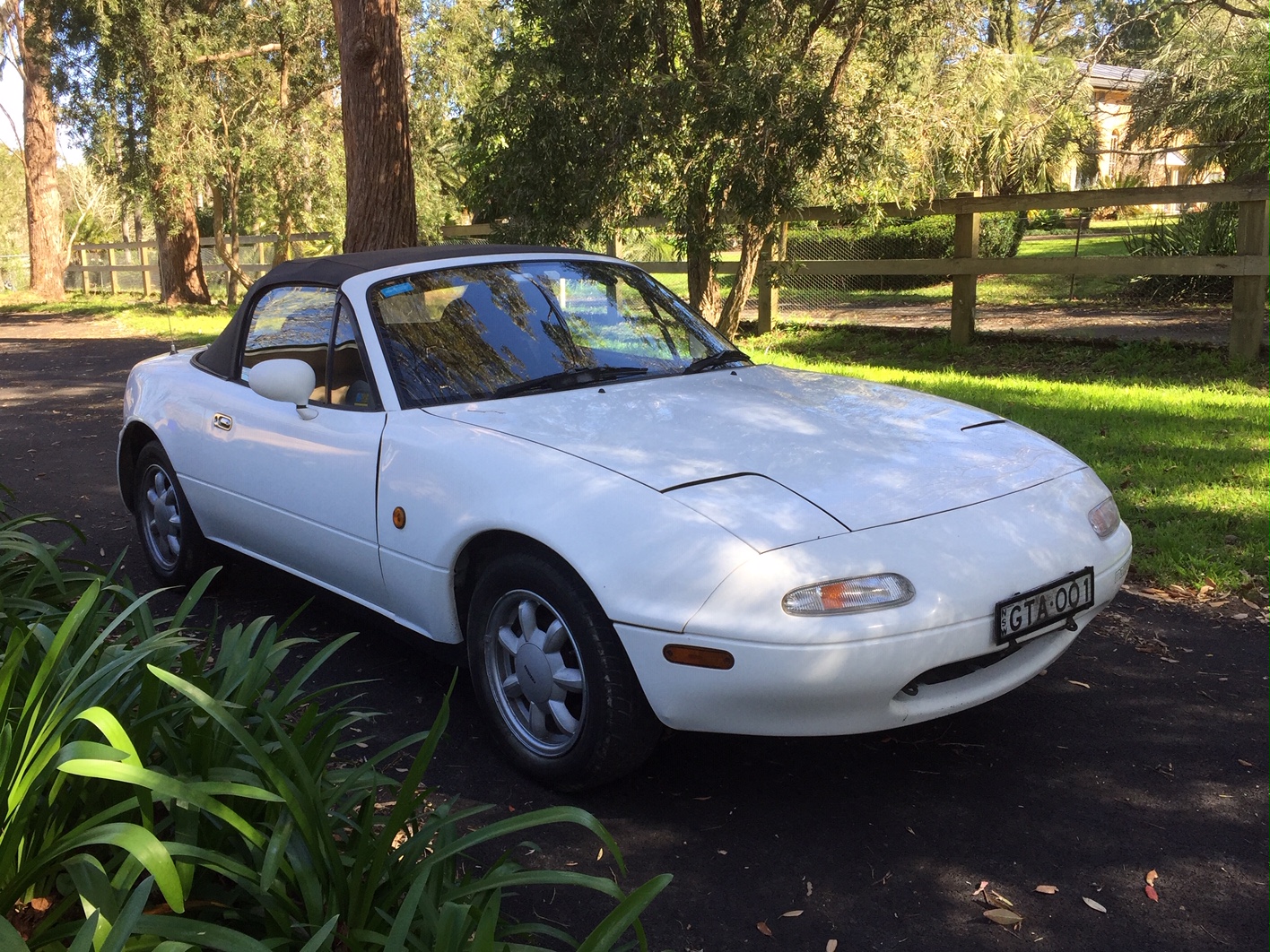 Susanne 2159 1990 Mazda MX-5 NA6 1990 : MX-5 Club of NSW